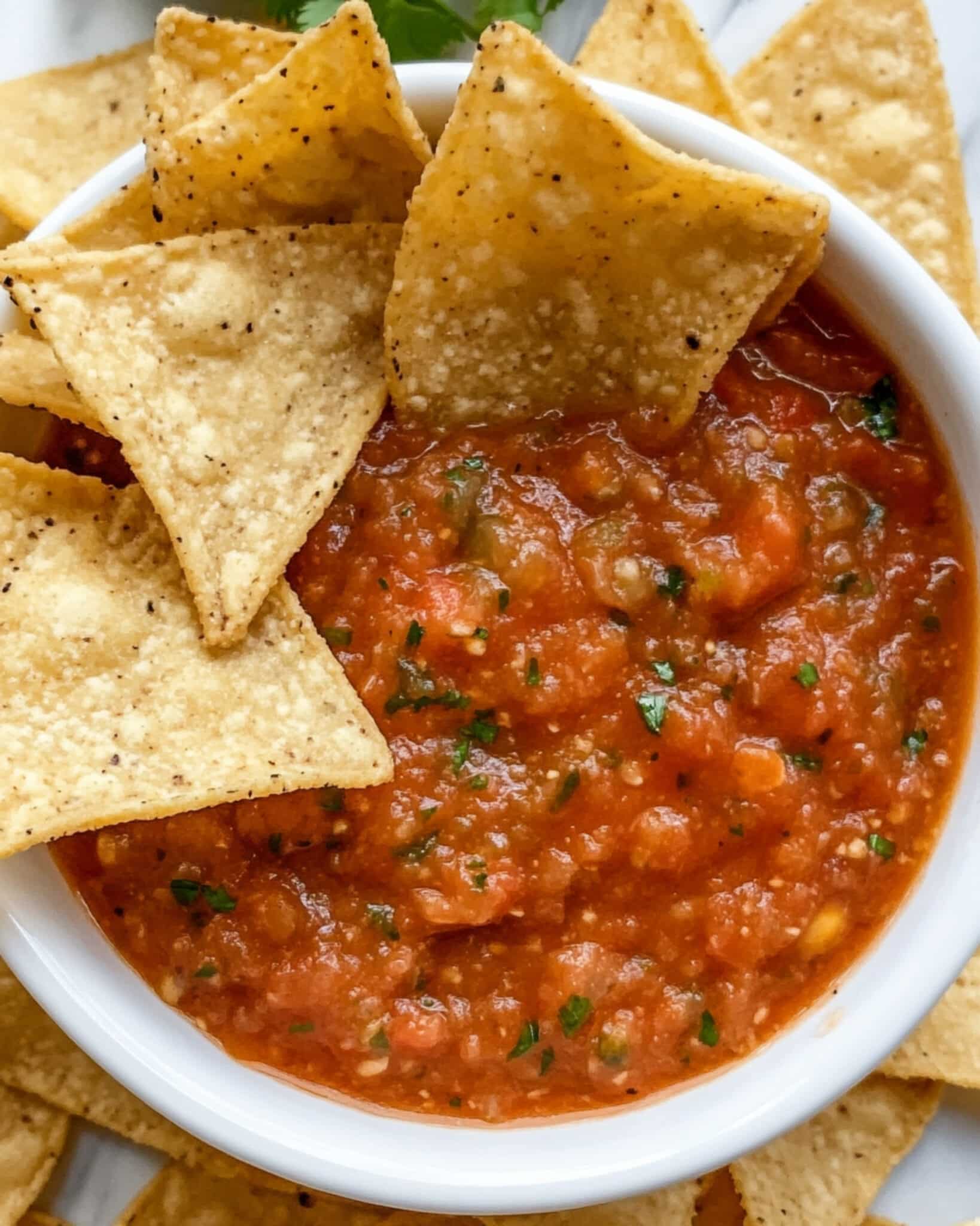 Roasted Salsa Roja Recipe - YummyHere